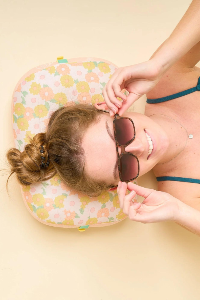 Darling Effect Ballast Beach Pillow – Seaside Shoes & Swim